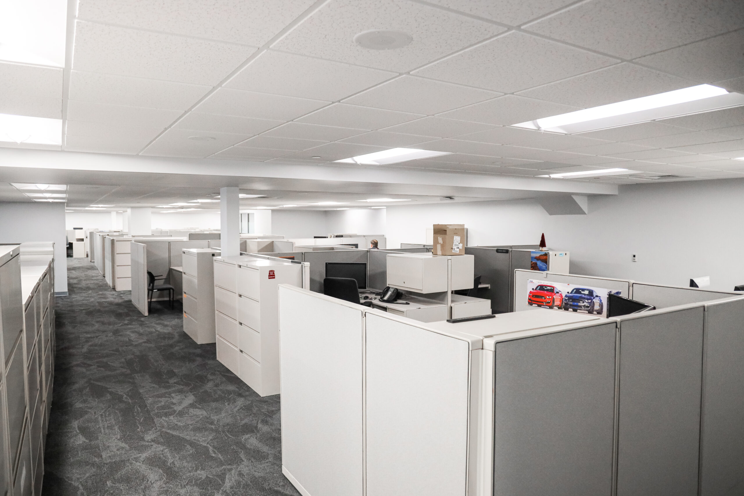 Deere Hitachi - Workplace Architecture and Design