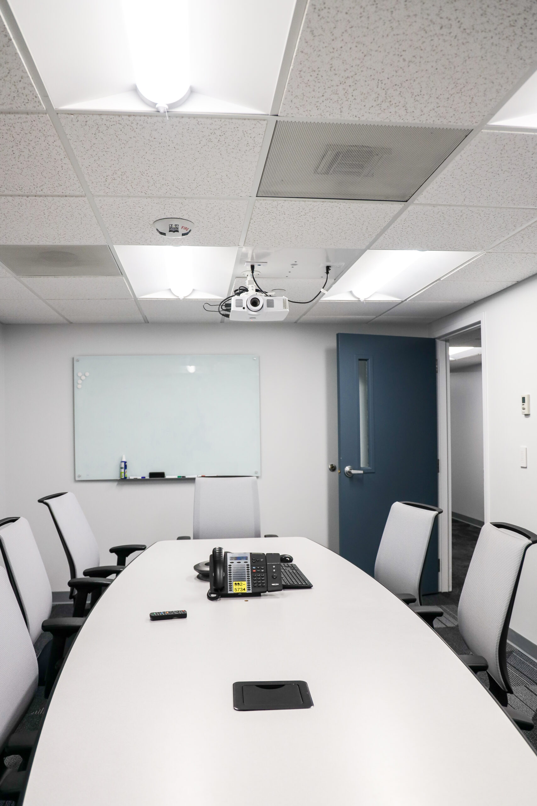 Deere Hitachi - Workplace Architecture and Design